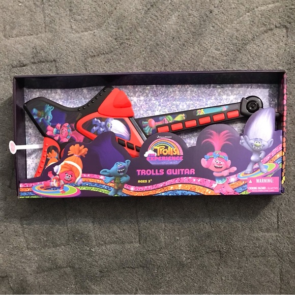 Dreamworks | Toys | Trolls Guitar Dreamworks Trolls The Experience ...